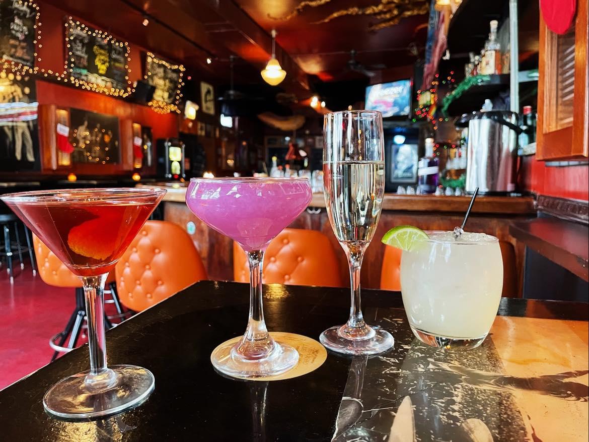 aliveOne Celebrates 25th Anniversary | Chicago Food Magazine